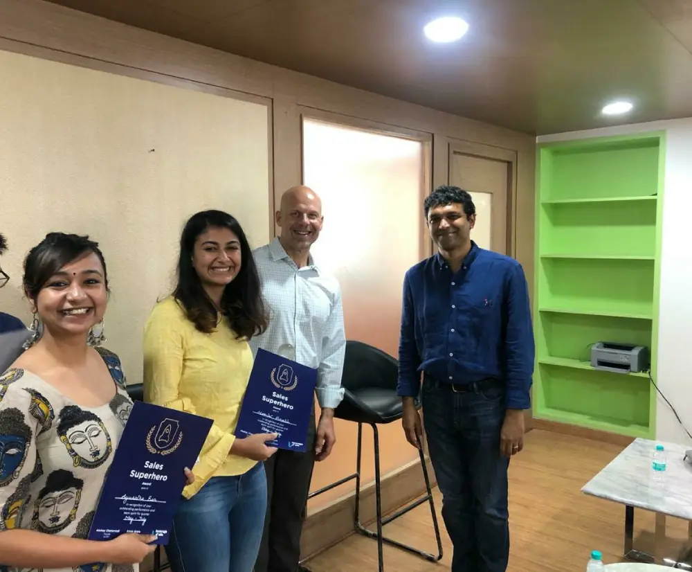 Work with us - Leverage Edu